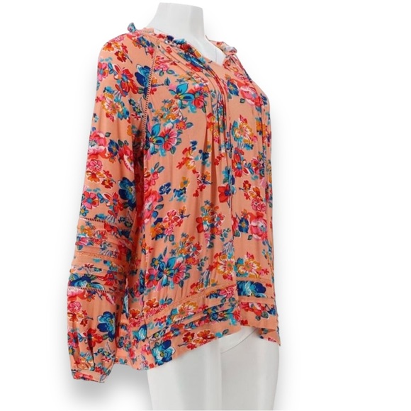 Tolani | Tops | Tolani Bright Colorful Peach Floral Knit Top Long ...